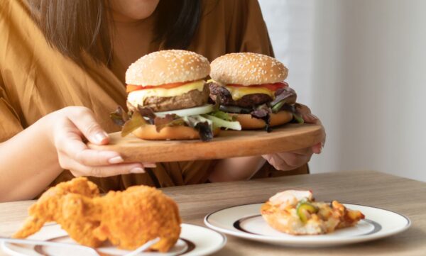 Fast Food Statistics 2024: Trends, Growth, and Insights